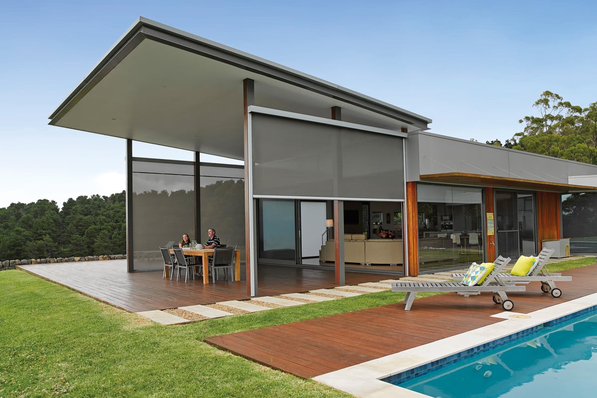 Alpha External Screens