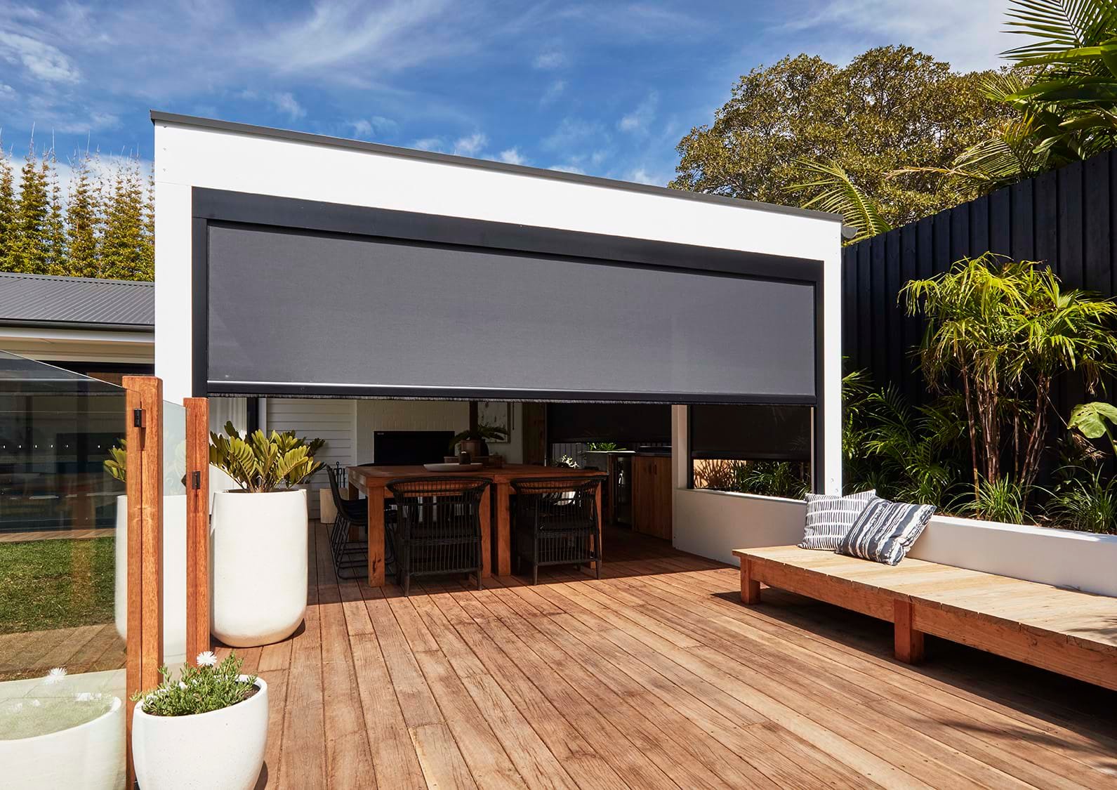 Alpha External Screens